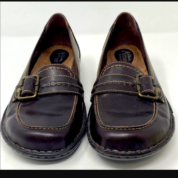 Clarks | Shoes | Clarks Artisan Collection Brown Buckle Cushioned ...